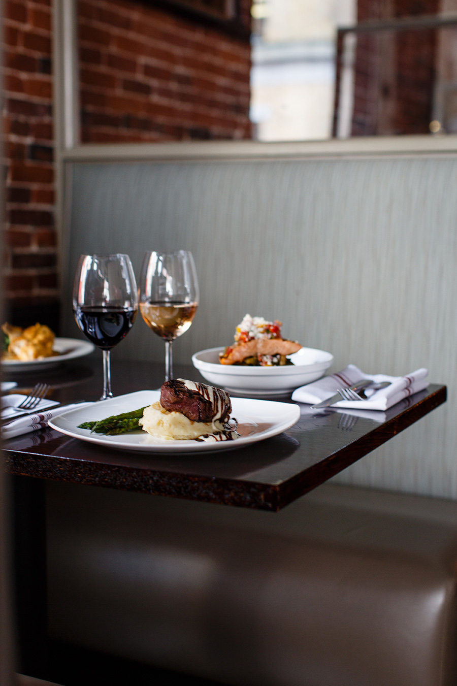 Firefly American Bistro | Manchester Restaurant | Reviews & News